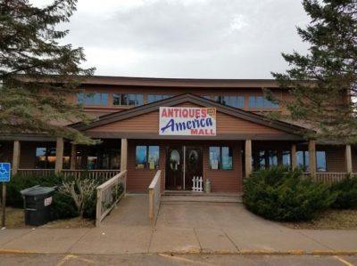 My Top 10 Minnesota Antique Stores - The Antiqued Journey
