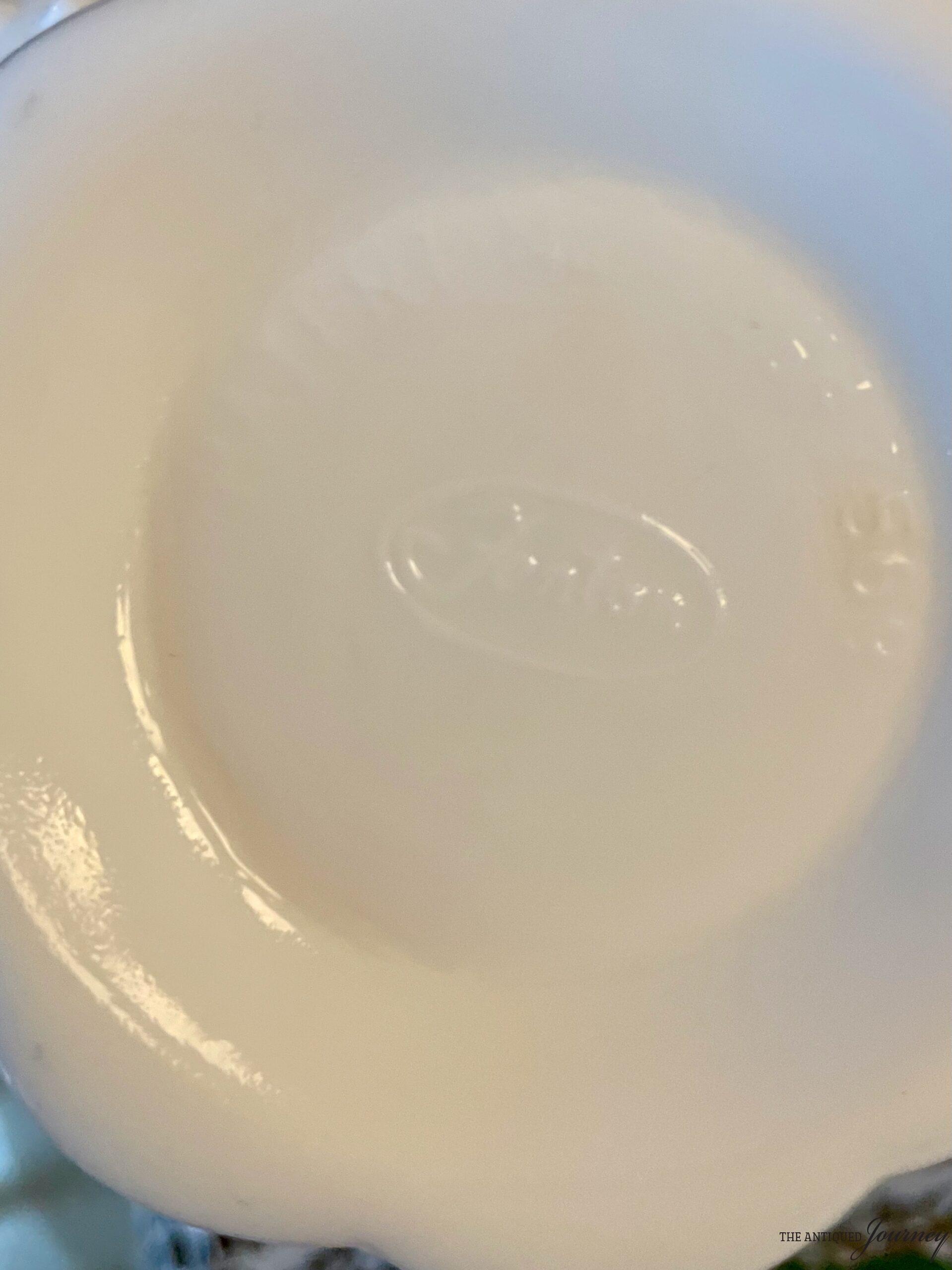 The Thrifter's Guide to Simple Christmas Decor That Looks High-End ...