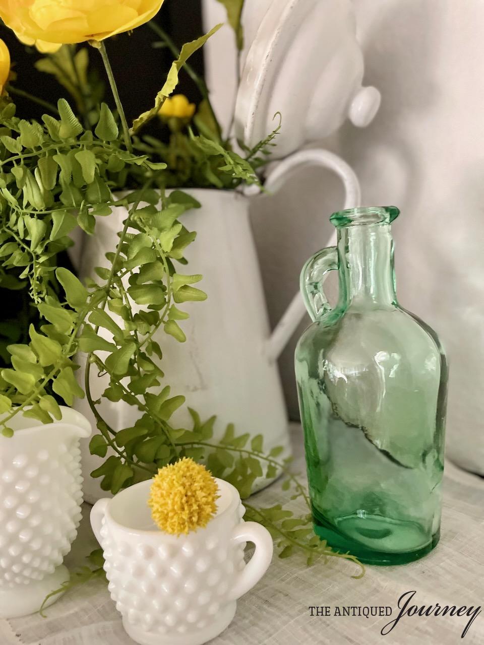 Sun-Kissed Style: Summer Decor with Vintage and Thrifted Pieces - The ...
