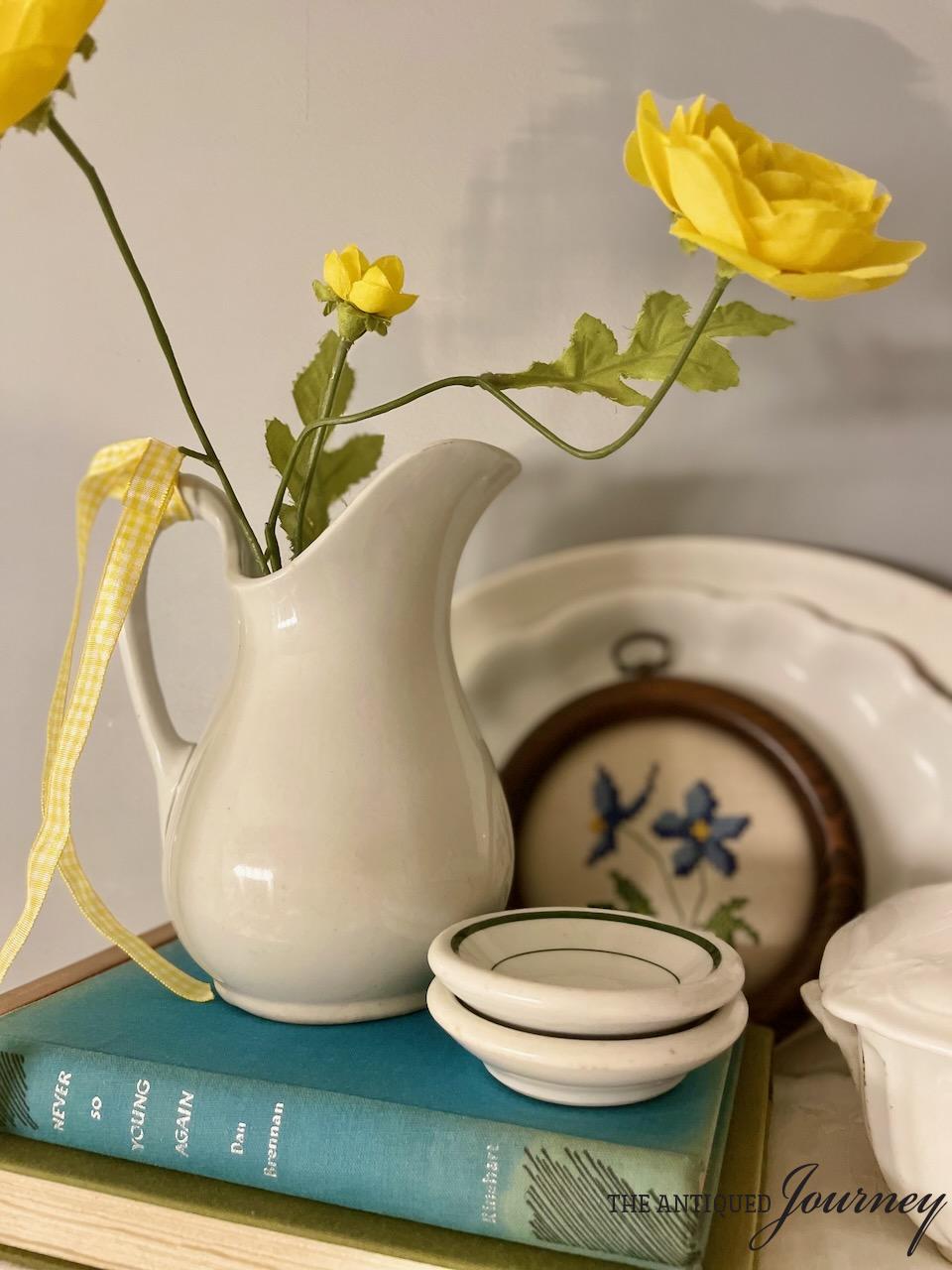 Vintage Decor Ideas: 9 Adorable Ways to Display a Vintage Pitcher ...